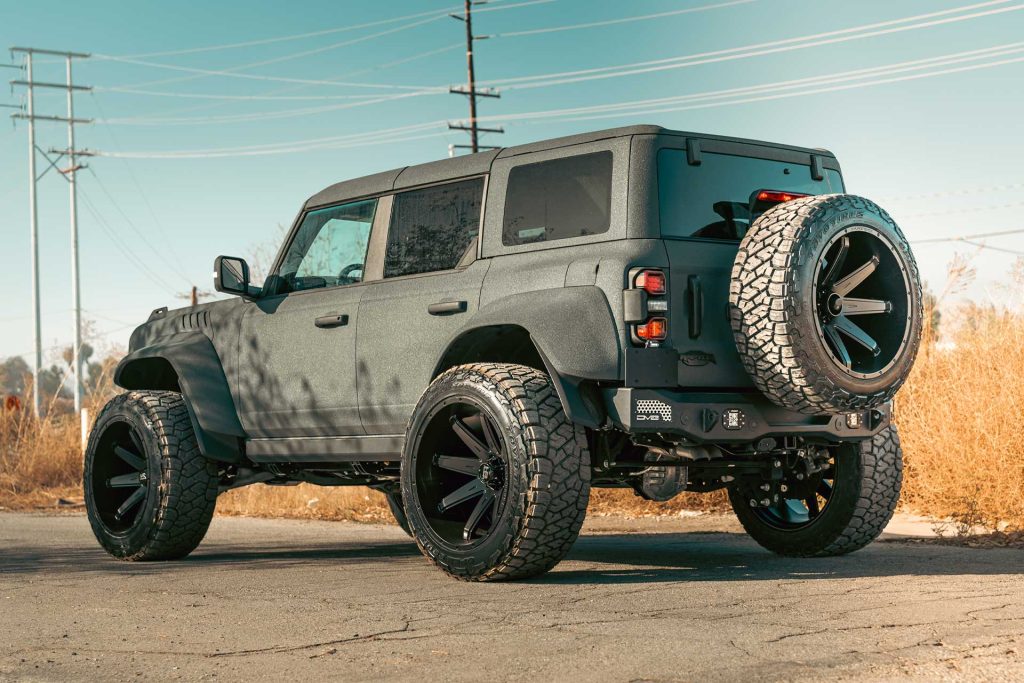 Ford Bronco Raptor | 24×14 -76 | Hardrock Offroad H502