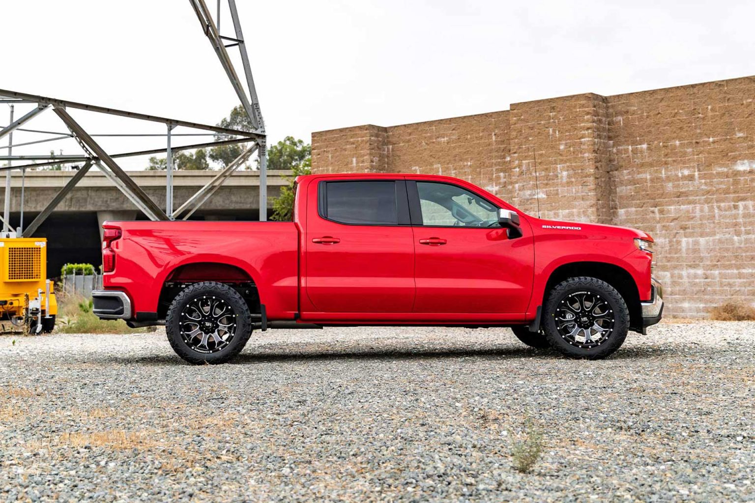 Chevy Silverado 1500 | 20x12 -44 | Hardrock Offroad H505