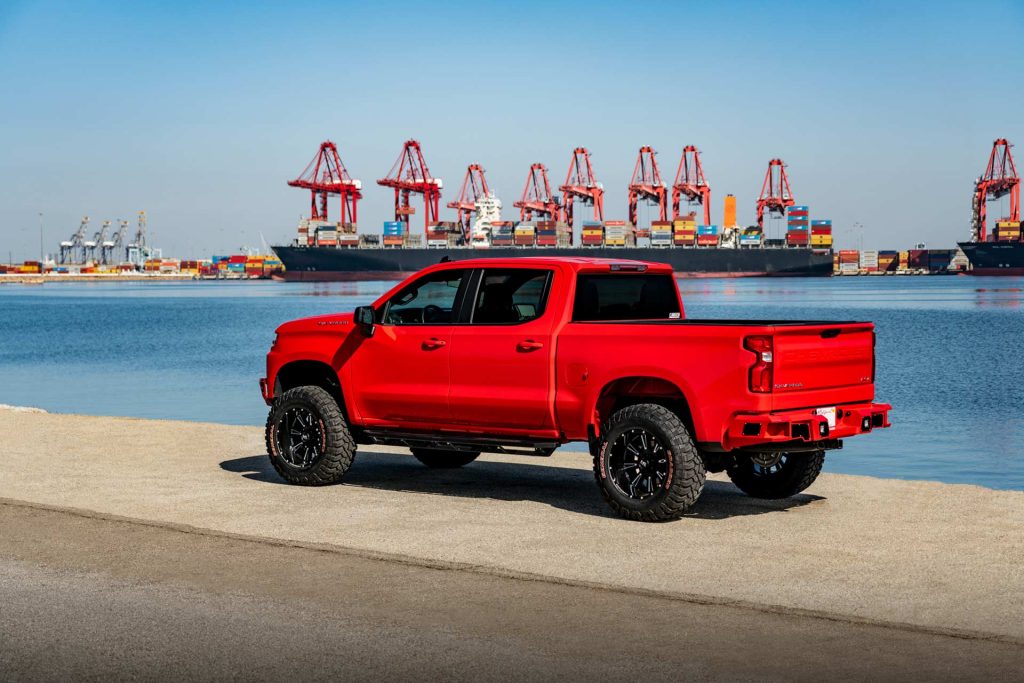 Chevy Silverado 1500 RST | 20x12 -44 H503