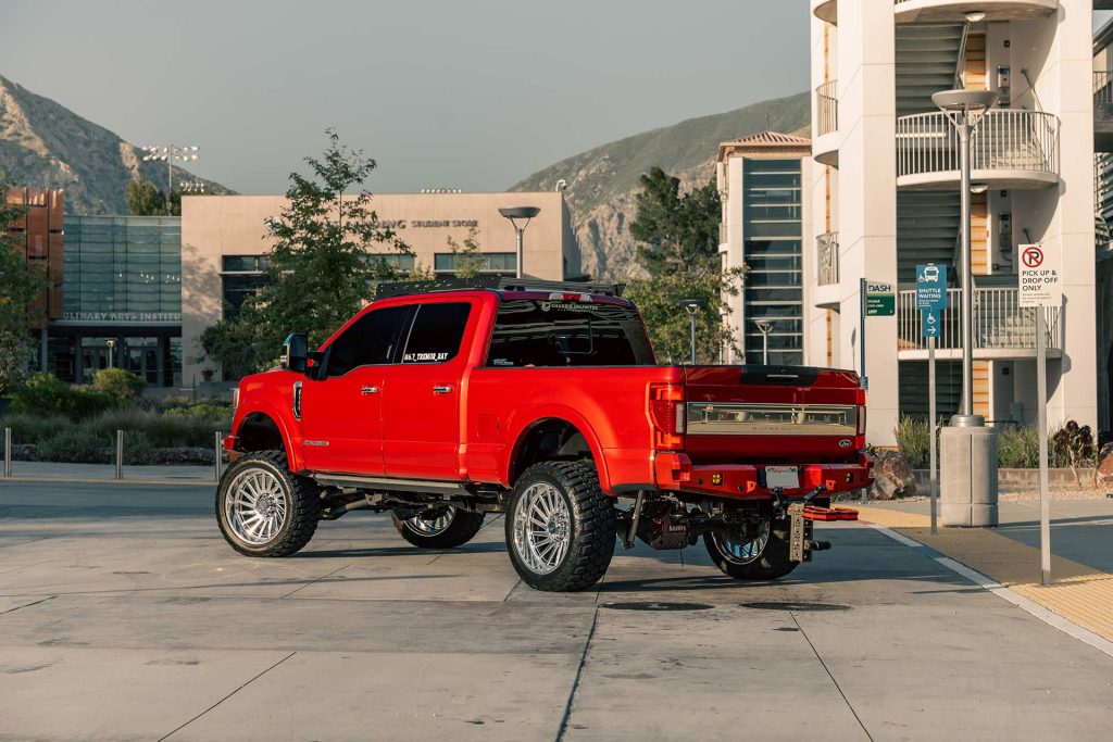 Ford F-350 | 24x12 -51 | Hardrock Offroad H905